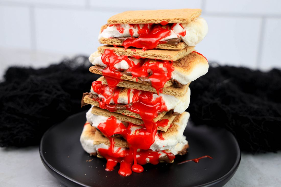 Jason Voorhees Bloody S'mores - Mooshu Jenne