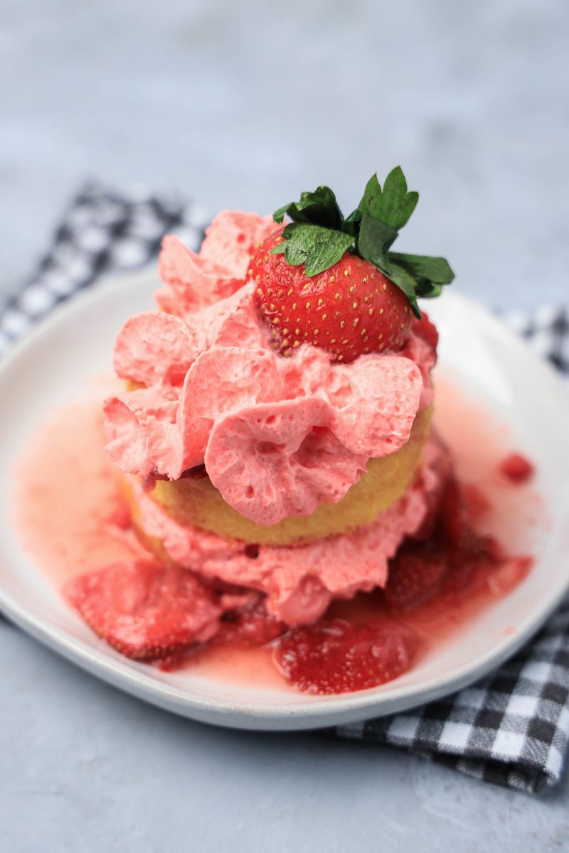 Very Berry Strawberry Shortcake - Mooshu Jenne