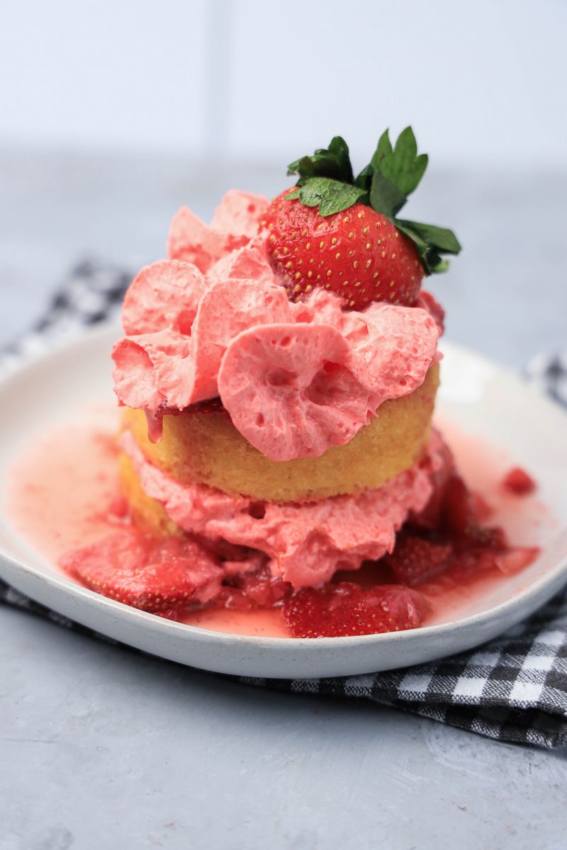 Very Berry Strawberry Shortcake - Mooshu Jenne
